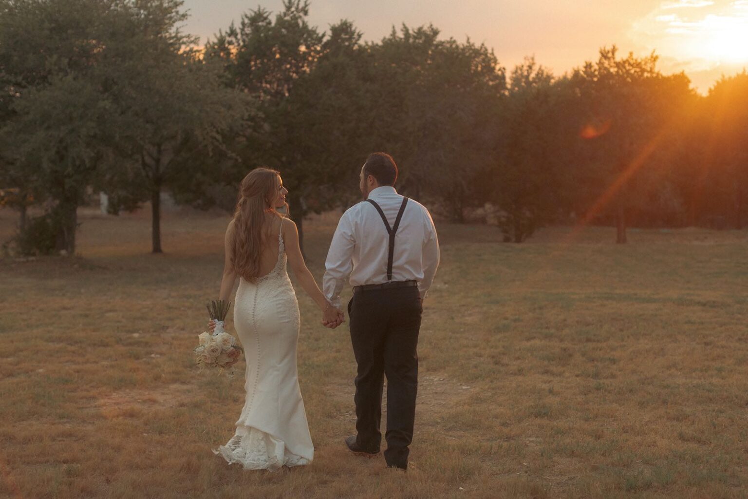 Romantic Summer Wedding at The Arlo - biancanichole.com