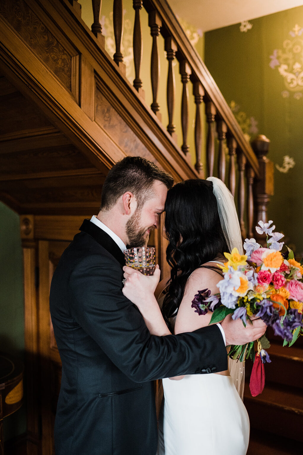 Colorful Wedding at Barr Mansion - biancanichole.com