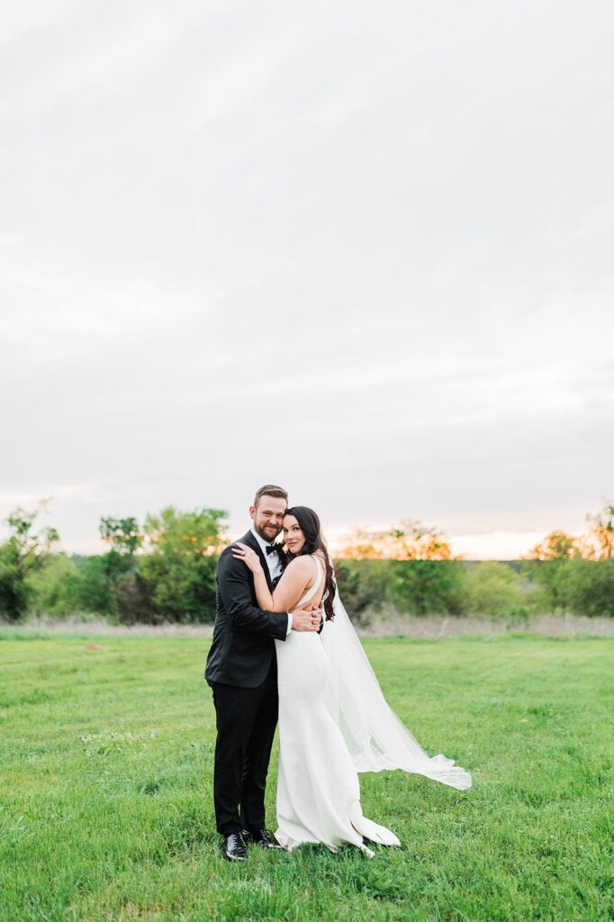 Colorful Wedding at Barr Mansion - biancanichole.com