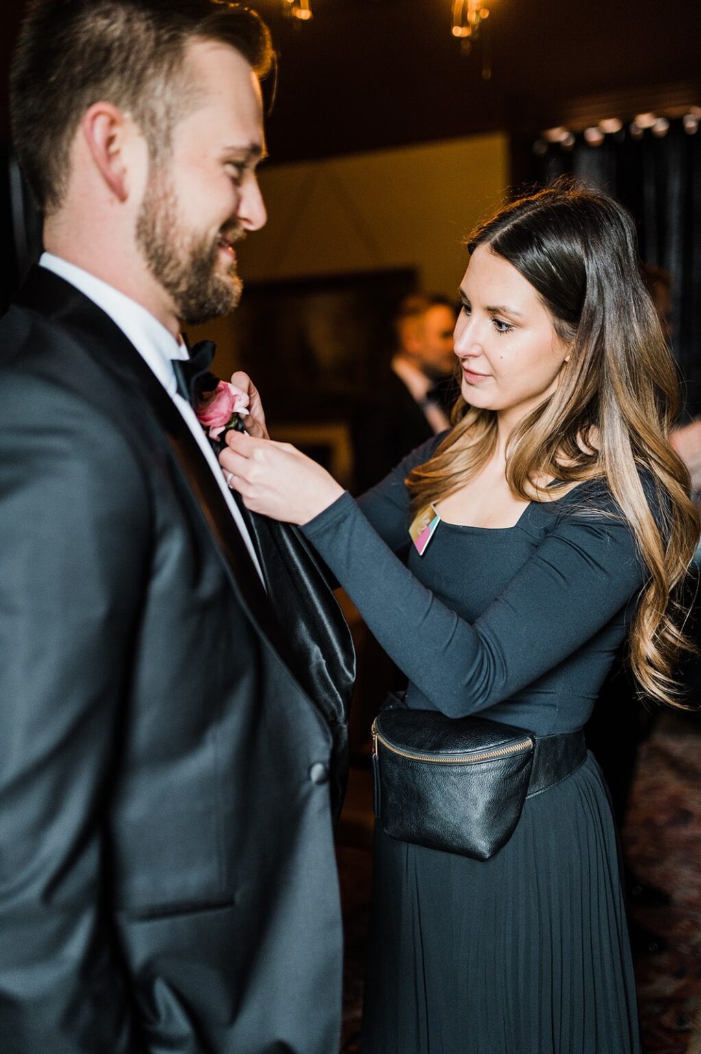 Colorful Wedding at Barr Mansion - biancanichole.com