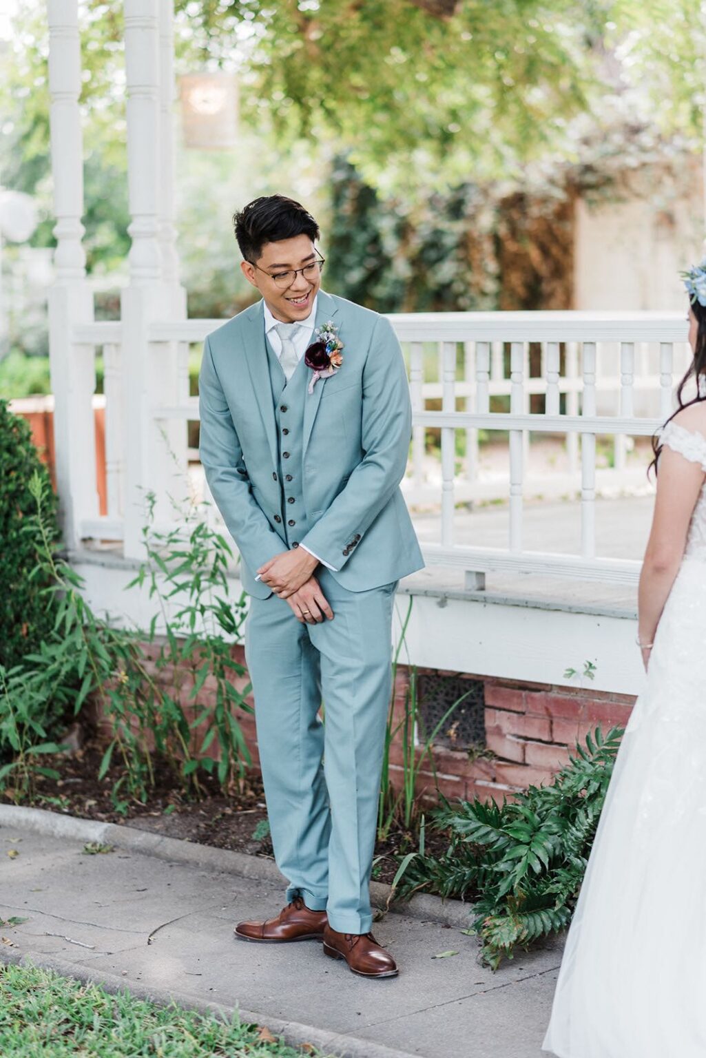 Colorful Fall Wedding at Barr Mansion - biancanichole.com