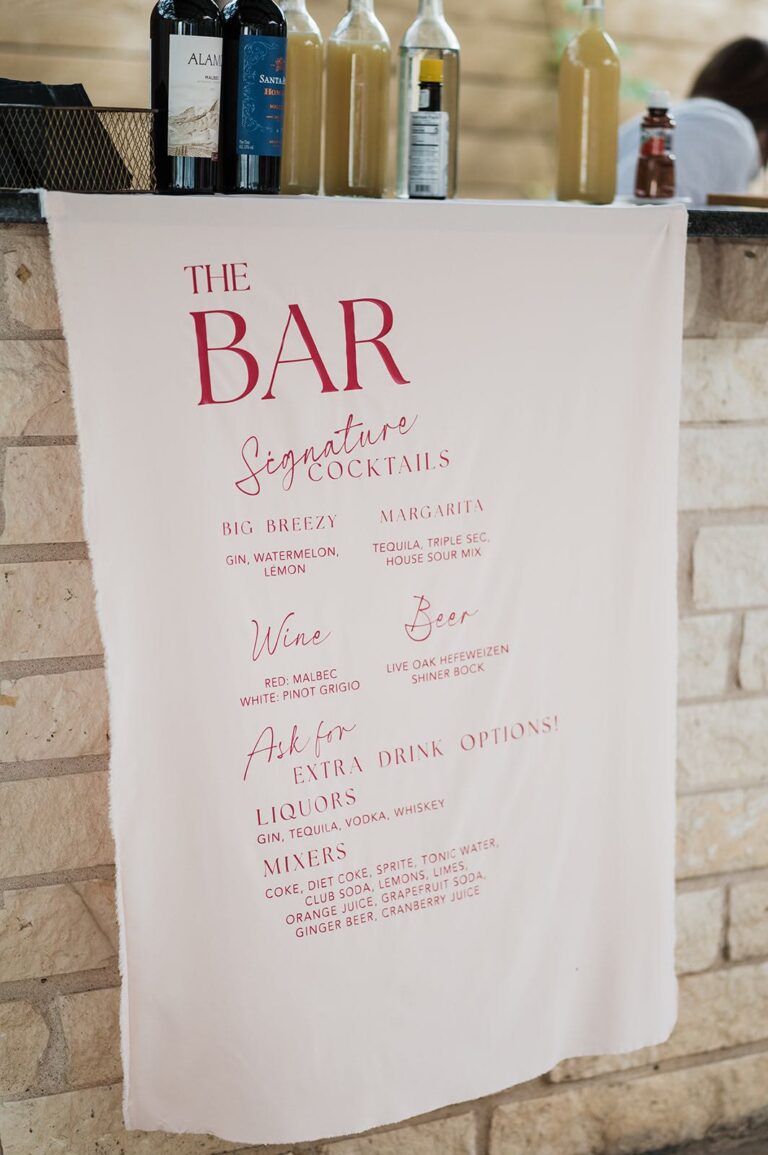 Colorful Garden Wedding in Austin, Texas - biancanichole.com