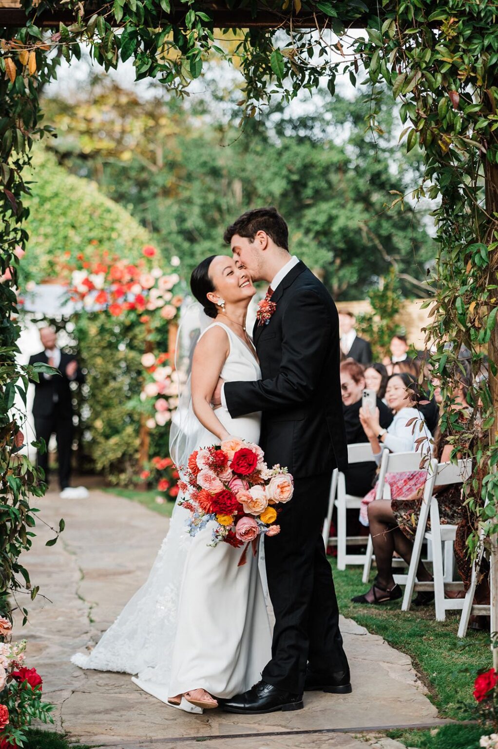 Colorful Garden Wedding in Austin, Texas - biancanichole.com